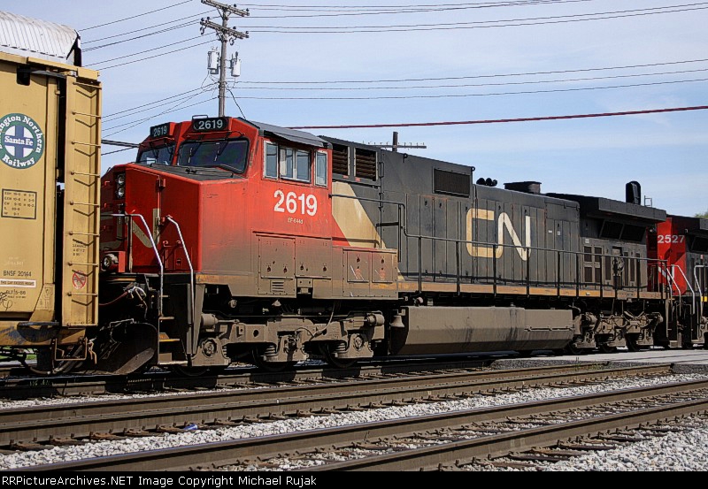 CN 2619